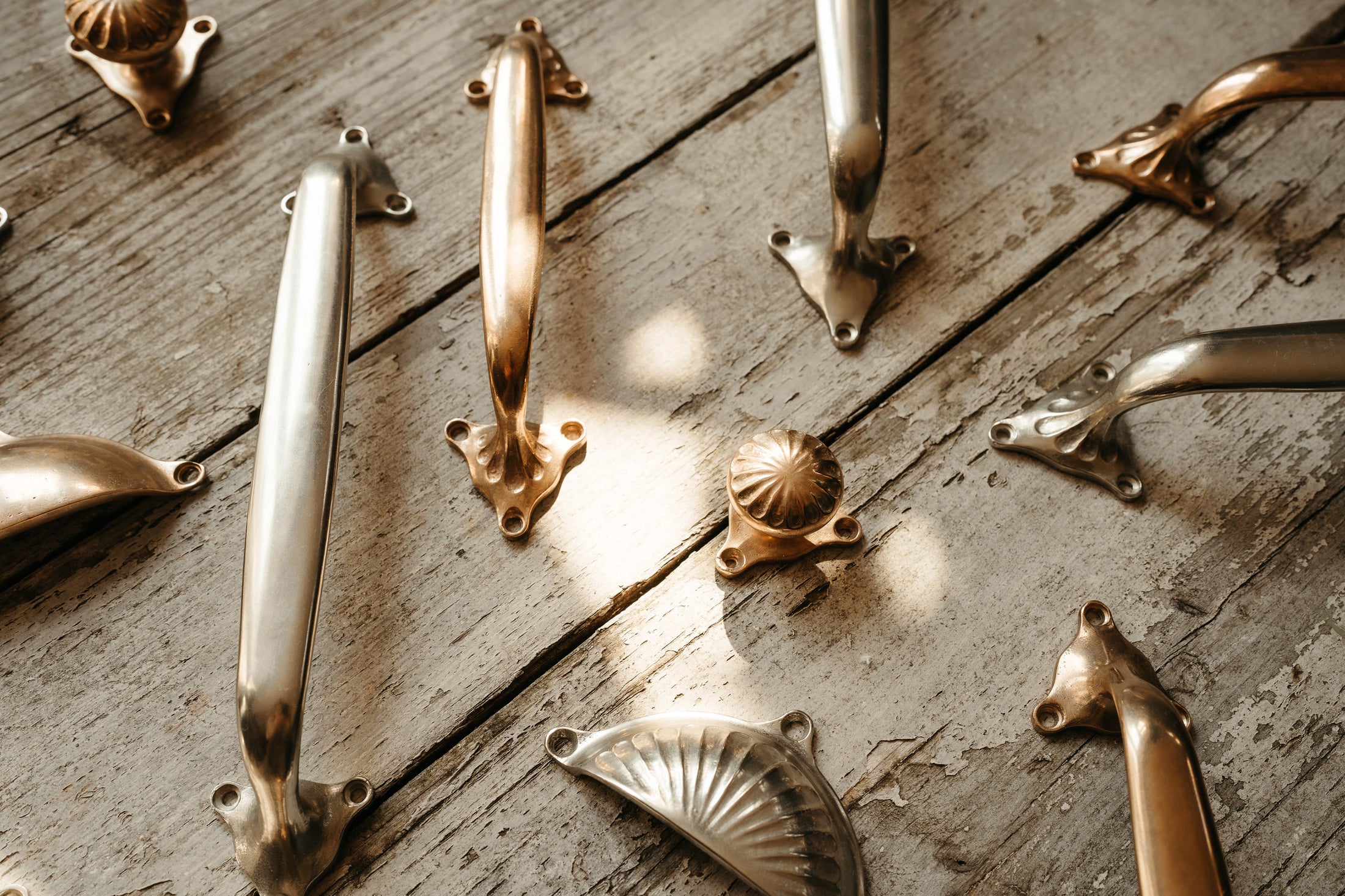 San Diego Hardware - Fine Decorative Hardware