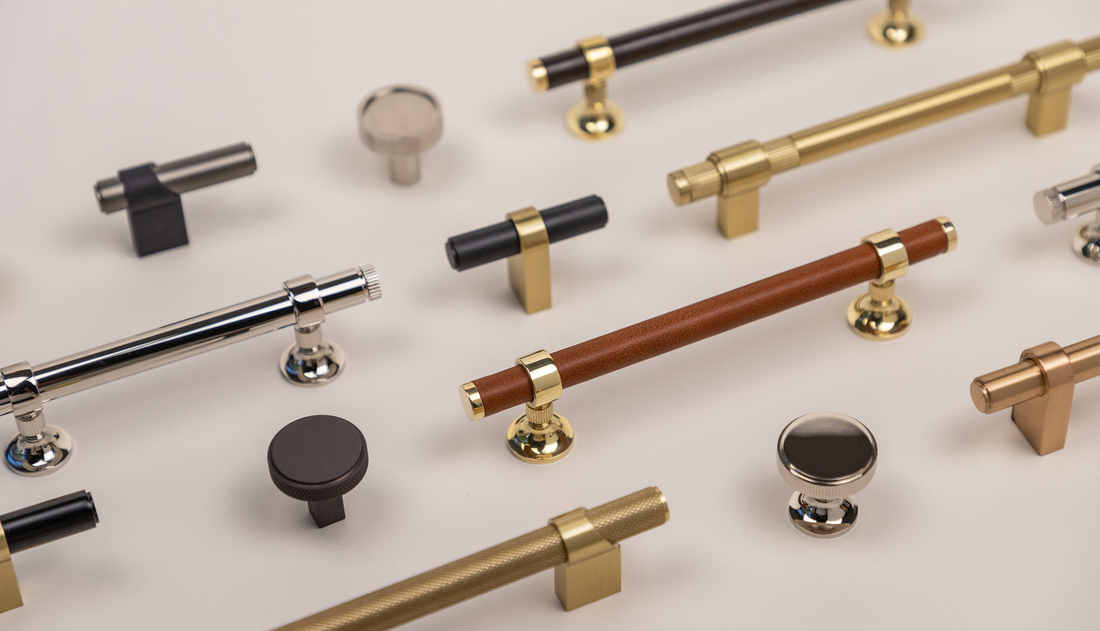 San Diego Hardware - Fine Decorative Hardware